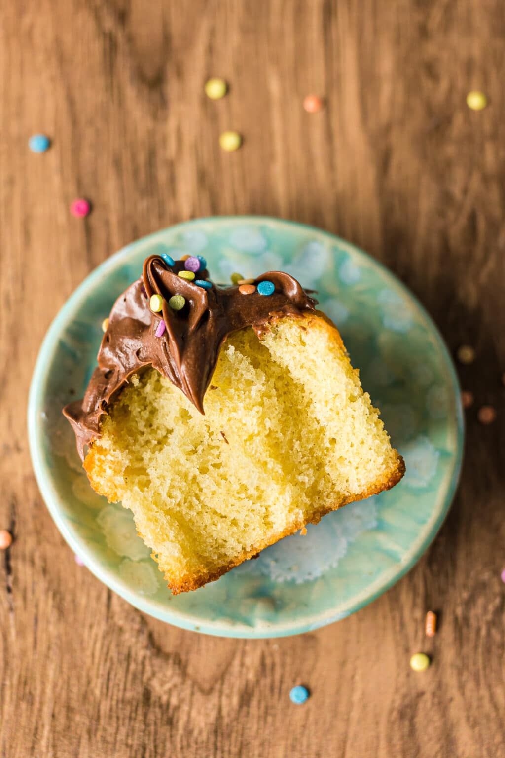 Homemade Yellow Cupcakes - buttery & delicious!