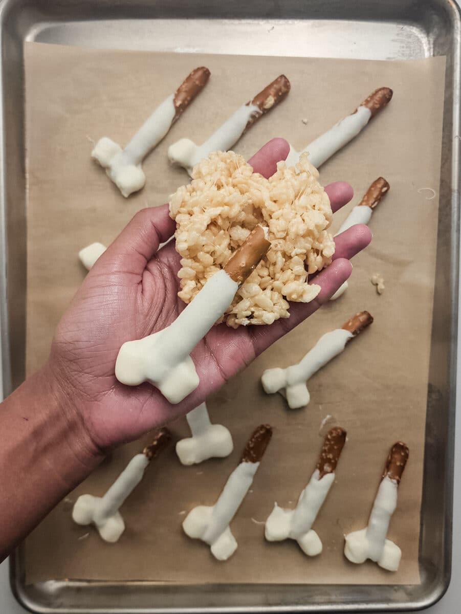 "Turkey Leg" Rice Krispies with Chocolate "Gravy" - fun Thanksgiving ...