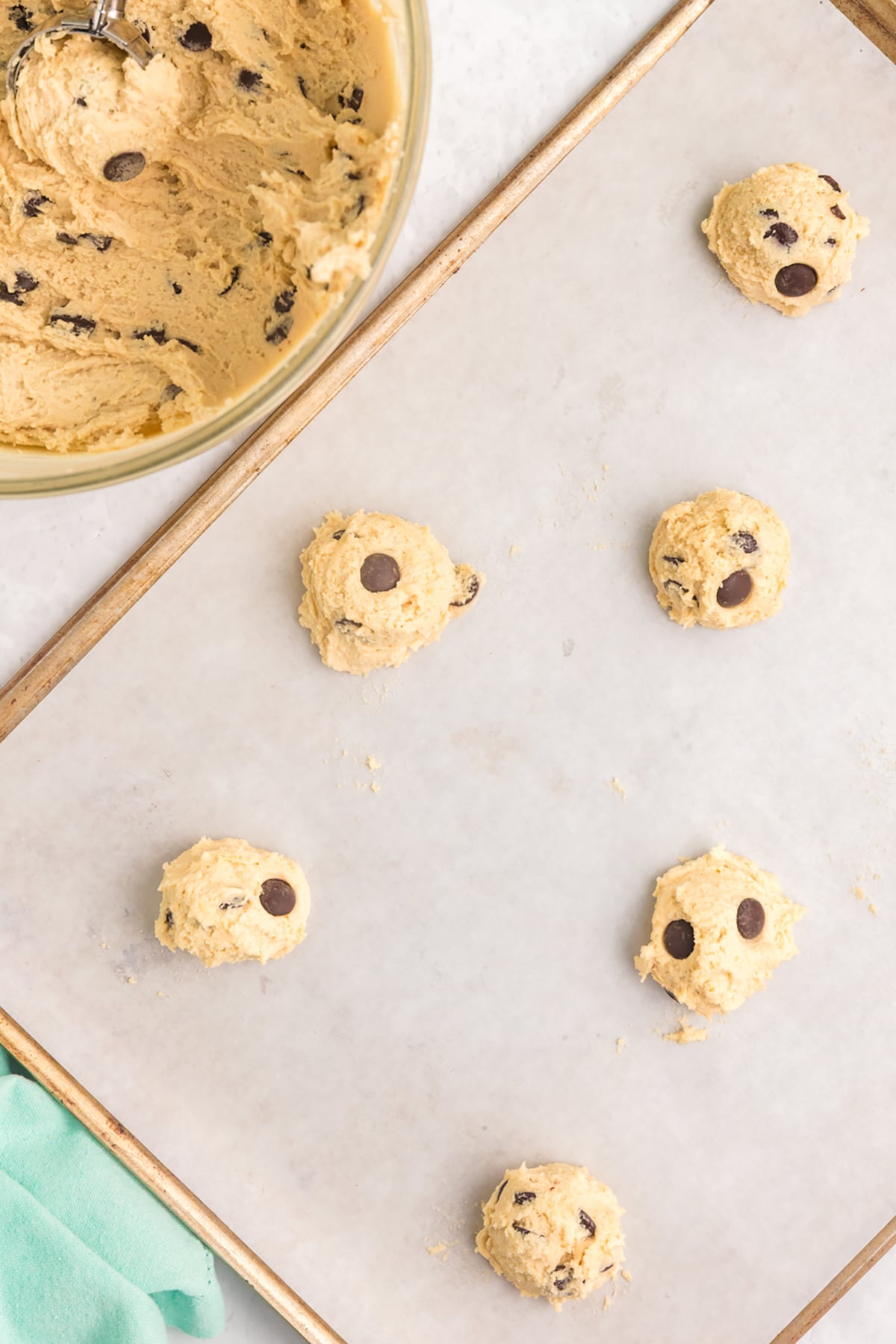 Soft & Chewy Chocolate Chip Cookies