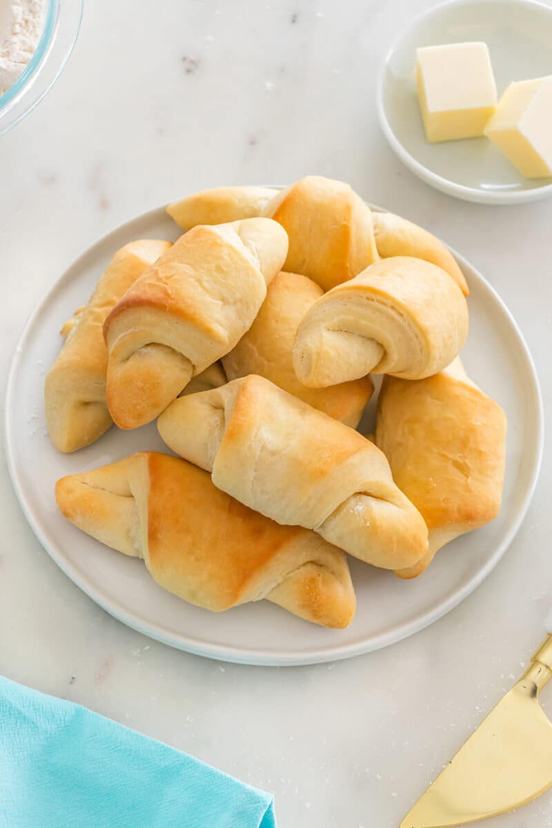 Easy Homemade Crescent Rolls