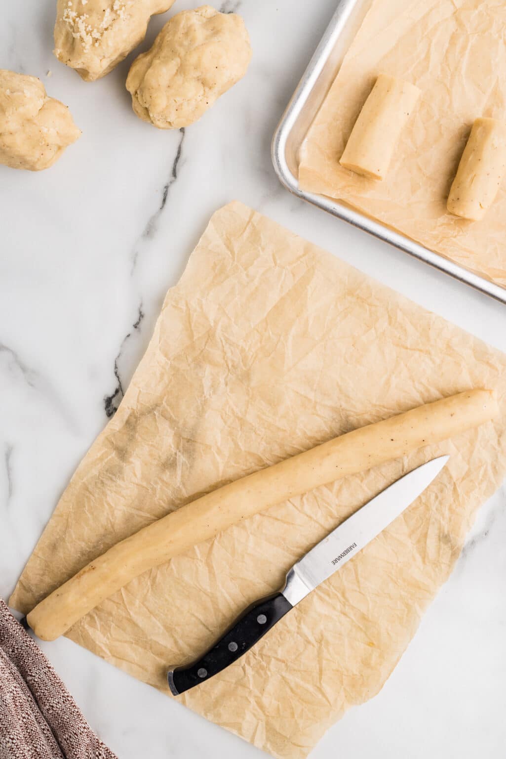 Vintage Nutmeg Log Cookies